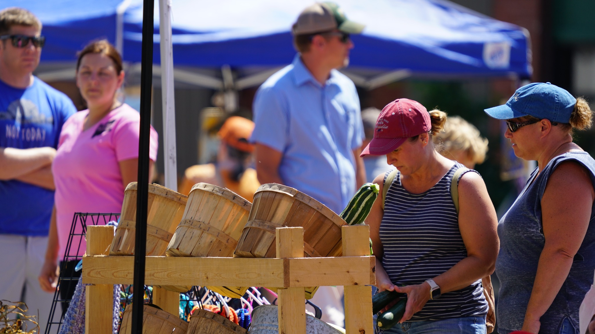 Farmers Markets In Maine, Locally Sourced Home Grown Food - MeInMaine Blog